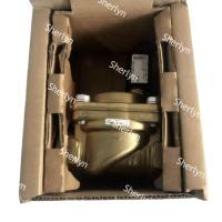 China Burkert 00221862 Type 6281 Brass Diaphragm Valve, 2/2 NC G1 1/2, 40 Orifice NBR Seal DC24V 8W, 0.2-16bar, Medium Temp -10~80℃ for sale