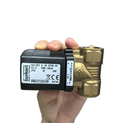 China Burkert Solenoid Valve 2/2 Way NC Servo Assisted Diaphragm Valve 00221670 00221671 00221673 00221646 00221647 00221649 00221650 00221651 00221653 Brass Body EPDM Seal Port Size G1/4 G3/8 G1/2 for sale