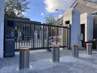 China Reliable Effective Automatic Bollards For Driveways IP68 Protection Level for sale