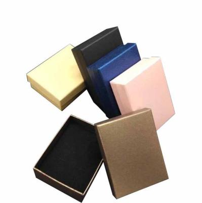 China Recyclable art cardboard jewelry boxes, UV-coated printed flower gift packaging, rings, earrings, bracelets and watches for sale