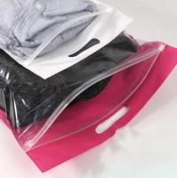 China Clothing Portable Plastic Bag Long Sleeve Hoodie Pants Featuring Transparent Zipper Non-Woven Material for Shoes Socks Fur for sale