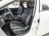 China 1.5T Gasoline Car with Left Steering and 5 Seats 5 Doors Specially Made 's B70 Bestune for sale