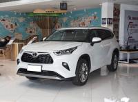 China Second Hand Toyota Highlander Hybrid 5 and 7 Seats Medium Size SUV Luxury Vehicle for sale