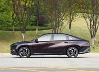 China 2024 Wuling StarLight Sedan The Perfect Combination of Style and 100% Electric Energy for sale