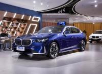 China BMW i5 G60 2024 EDrive 35L Luxury Electric Car Battery Electric Vehicle Sedan Level for sale