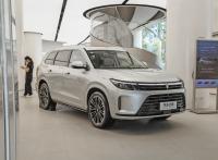 China Aito M7 Electric Cars by Huawei 2024 Energy Vehicles 1.5T Four-Wheel Drive Plus 5-Seater for sale