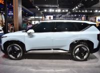 China Lithium Battery Midsize SUV KIA EV5 Land 530KM Long Range 4x4 Stinger Electric Vehicle for sale