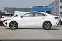 China Kia K3 EV5 EV6 1.5L 115HP L4 5 Seat Sedan White Energy Type 100% Electric Car Benefit for sale