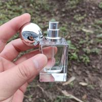 China Refillable 30ml Perfume Spray Bottle Crystal White Thick Bottom Polished Glass for sale