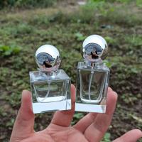 China Refillable 30ml Perfume Spray Bottle Crystal White Thick Bottom Polished Glass for sale