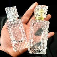 China 100ml Glass Perfume Spray Bottle Atomizer Bayonet Carving for sale
