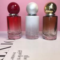 China Portable Exquisite 30ml Perfume Spray Bottle Gradient Color Round Cap for sale