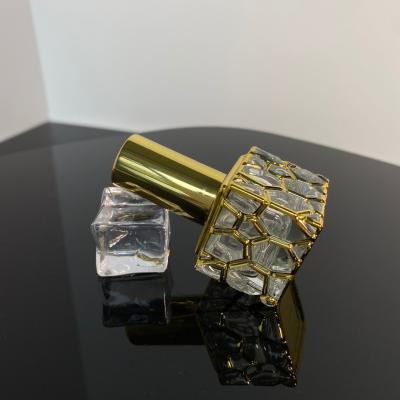 China 10ml Perfume Spray Bottle Water Cube Golden Bottle Portable 500 Pcs for sale