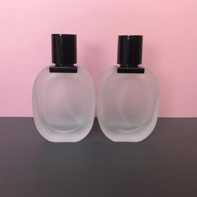 China Frosted 30ml Perfume Spray Bottle Glass Empty Fragrances Refillable for sale