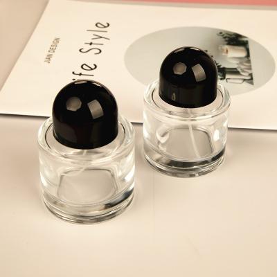 China Clear 50ml Perfume Spray Bottle Glass Portable Press Refillable for sale