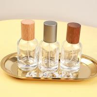 China Luxury Glass Empty Perfume Bottle 30ml Clear Spray 500 Pcs for sale