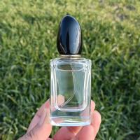 China Square Thick Bottom Perfume Spray Bottle 50ml 500 Pcs Refillable for sale