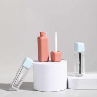 China Custom Empty Lip Gloss Containers Tube With Big Brush White 76*20mm for sale