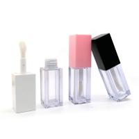 China MSDS SGS 5ml Wand Black Square Lip Gloss Tubes Silk Printing for sale