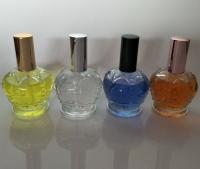 China Refillable Round Shape 80ml Empty Flint Glass Refillable Perfume Spray Bottles With Spray Atomizer for sale