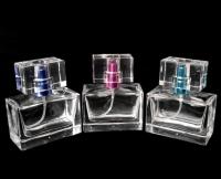 China 30ml Flat Square Design Perfume Spray Bottle Empty Glass Luxury Perfume Bottles for sale