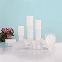 China MSDS CE Cylinder Acrylic Cosmetic Packaging Containers OEM for sale