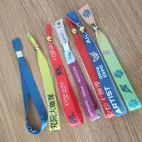 China Custom Polyester Ribbon Wristbands 350x15mm Green ID Woven Fabric Armbands for Events Festivals for sale
