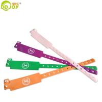 China Custom PVC Vinyl Wristband 250x25mm Waterproof Event Bracelet for Hospital and Festival Use for sale