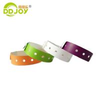 China Custom Logo Waterproof Composite Paper Wristband 250x25mm for Events and Pool Parties for sale