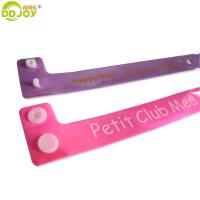 China Custom Logo Reflective Neon Green L Shape PVC Party Wristband 250x16mm Waterproof for sale