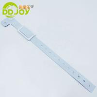 China Custom Logo Bracelets L Shape PVC Vinyl Material Writable Smart RFID Chip Wristband for sale