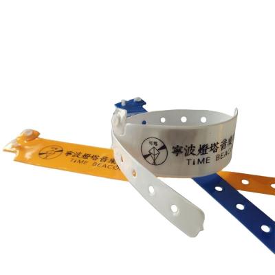 China Custom Logo PVC Wristband 250x25mm Waterproof Plastic Bracelet for Events for sale