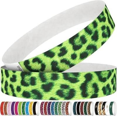 China Tyvek Adhesive Wristband 250x19mm Waterproof Dupont Paper Bracelet for Events for sale