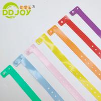China Custom Logo PVC Wristband 250x16mm L Shape for Events Festivals Adult Size for sale