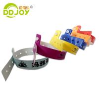China Composite Material L Shape Adult Size PVC Vinyl Wristbands 250x25mm 250x16mm for sale