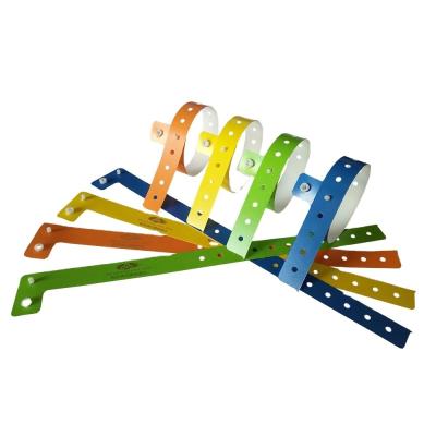 China Composite Material L Shape Wristband 250x16mm Waterproof One Time Event Party for sale
