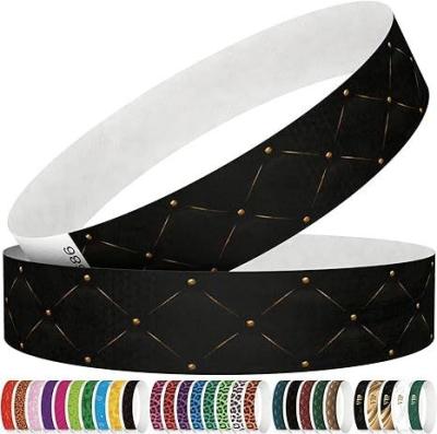 China Tyvek Wristband 250x19mm Waterproof Adhesive Closure for Events and Amusement Parks for sale
