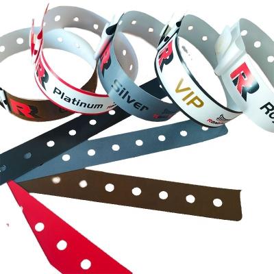 China Custom Waterproof Plastic Wristband 250x25mm for Events Festivals Parks Durable for sale