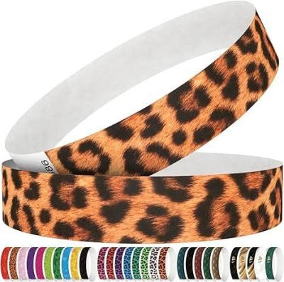 China Waterproof Tyvek Wristband 250x19mm for Amusement Park Event Check-in for sale