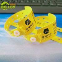 China Custom PVC Wristband for Kids Adults 250x25mm Waterproof Writable Vinyl Bracelet for sale