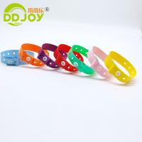 China Custom PVC Wristband for Kids Adults 250x25mm Waterproof Writable Vinyl Bracelet for sale