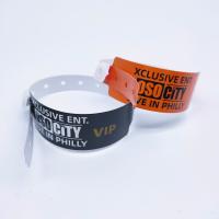 China Waterproof L Shape Vinyl Wristbands 250x16mm Custom Logo for Festival Events for sale