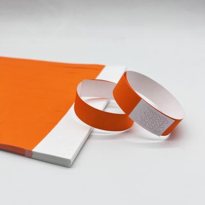 China Custom Logo Tyvek Wristbands Waterproof Paper Bracelets 250x25mm for Events for sale
