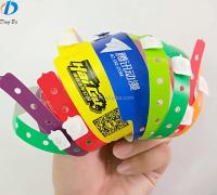 China Customizable Composite Wristband 250x25mm Waterproof for Events and Promotions for sale