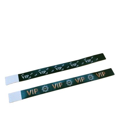 China Green Tyvek Wristbands 250x25mm Disposable Paper Bracelets for Club Festival Custom Logo for sale