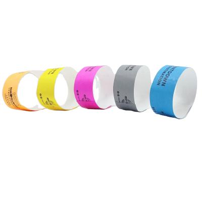 China Custom Disposable Tyvek Wristband 250x25mm for Events Parties Festivals for sale