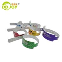 China Custom Holographic Plastic Party Wristband Bracelet Green 250x25mm Waterproof for sale