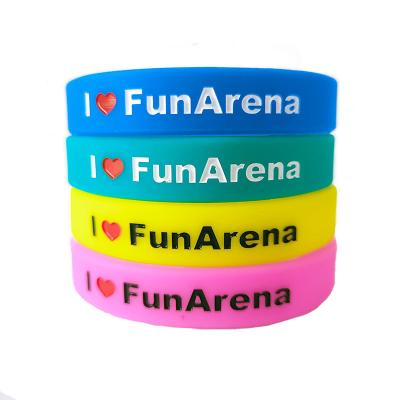 China Custom Waterproof Debossed Silicone Rubber Bracelets 202x12x2mm for Events for sale