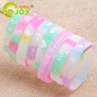 China Custom Waterproof Debossed Silicone Rubber Bracelets 202x12x2mm for Events for sale
