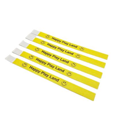 China Waterproof Tyvek Paper Wristbands 250x25mm for Event Guest Staff Identification for sale